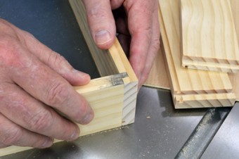 How to Make a Rabbet and Dado Corner Joint | Woodworking