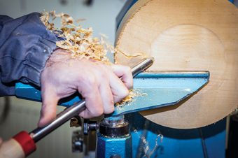 A Pro's Guide to Turning a Simple Bowl - Woodworking | Blog | Videos ...