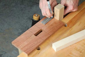 How to Cut Mortises with a Plunge Router | Jig | Woodworking